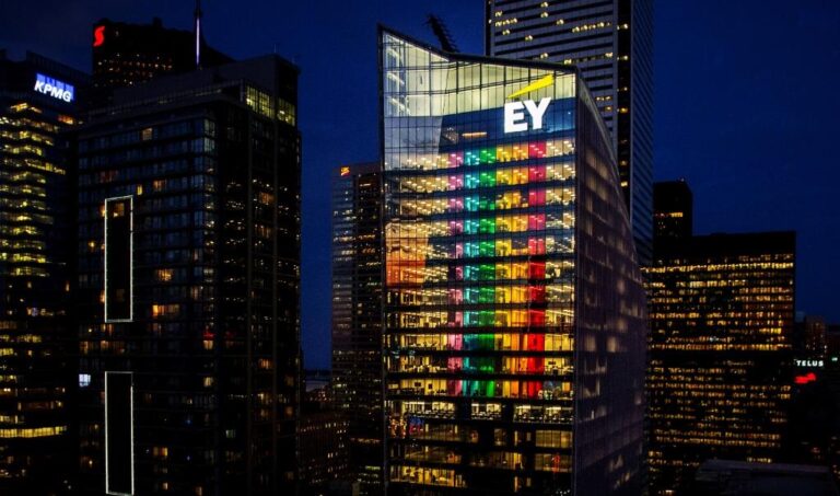 EY boosts finance portfolio with FintechOS partnership