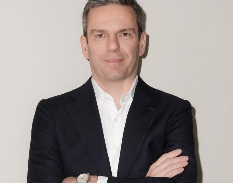 Microsoft appoints Theo Michalopoulos as UK GM financial services