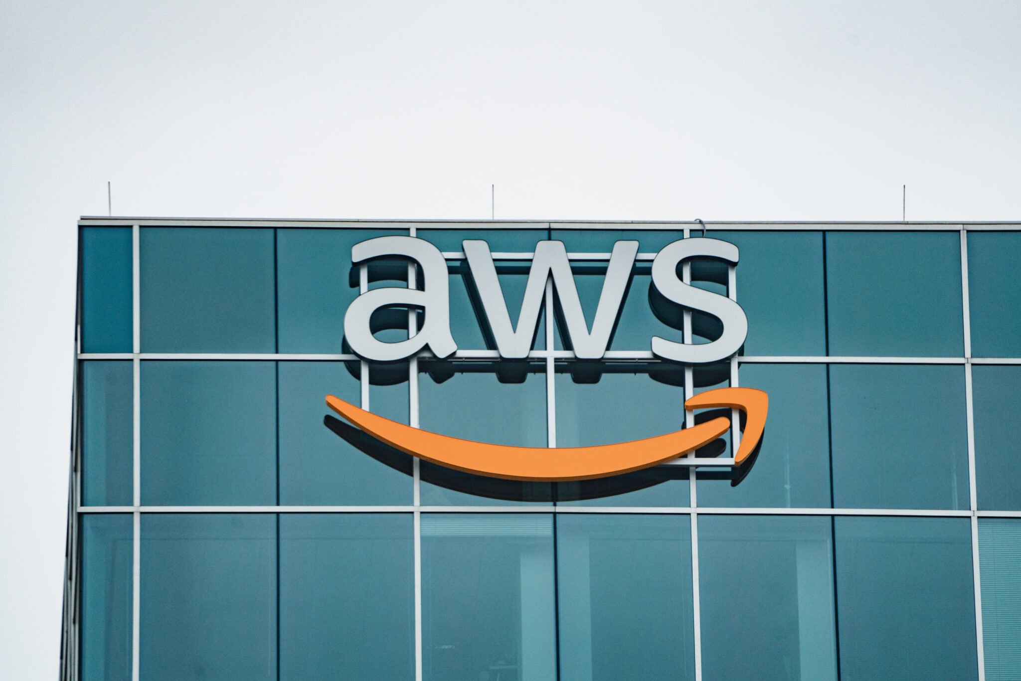 AWS Aims to Speed Cloud Adoption with Trust Center